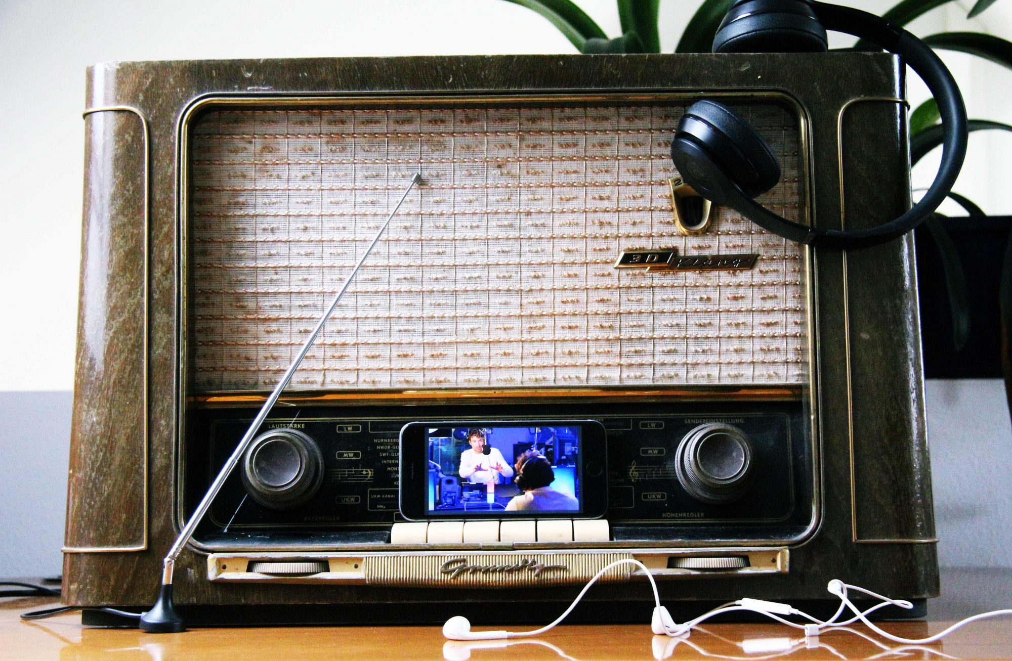 ABOUT US – Radio Reporter