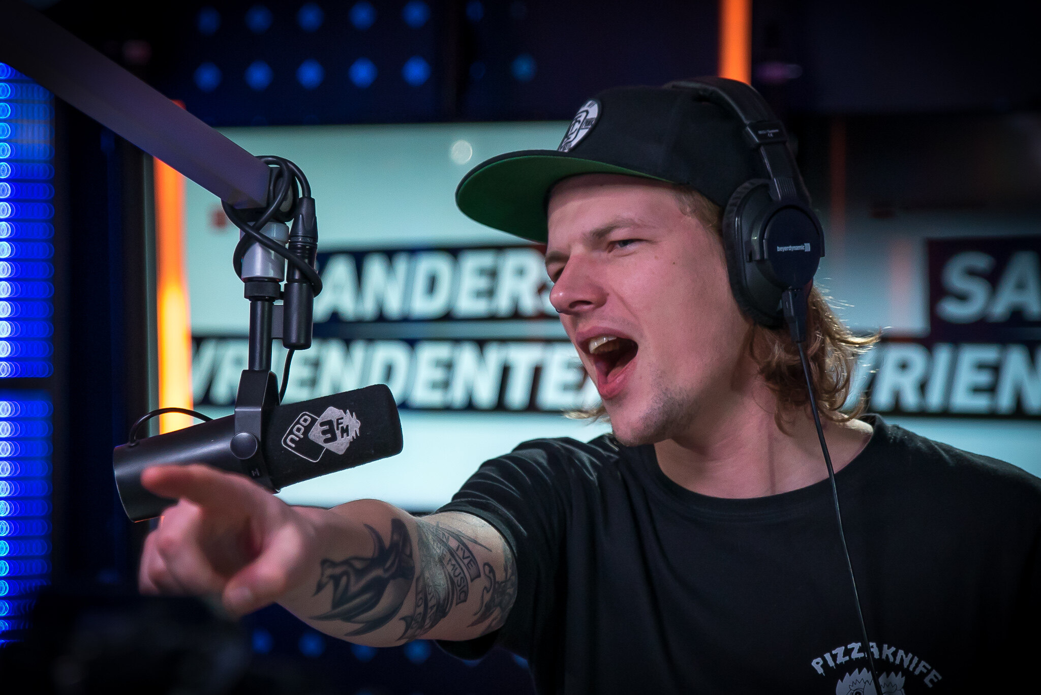 A song of hope on 183 European radio stations – Radio Reporter